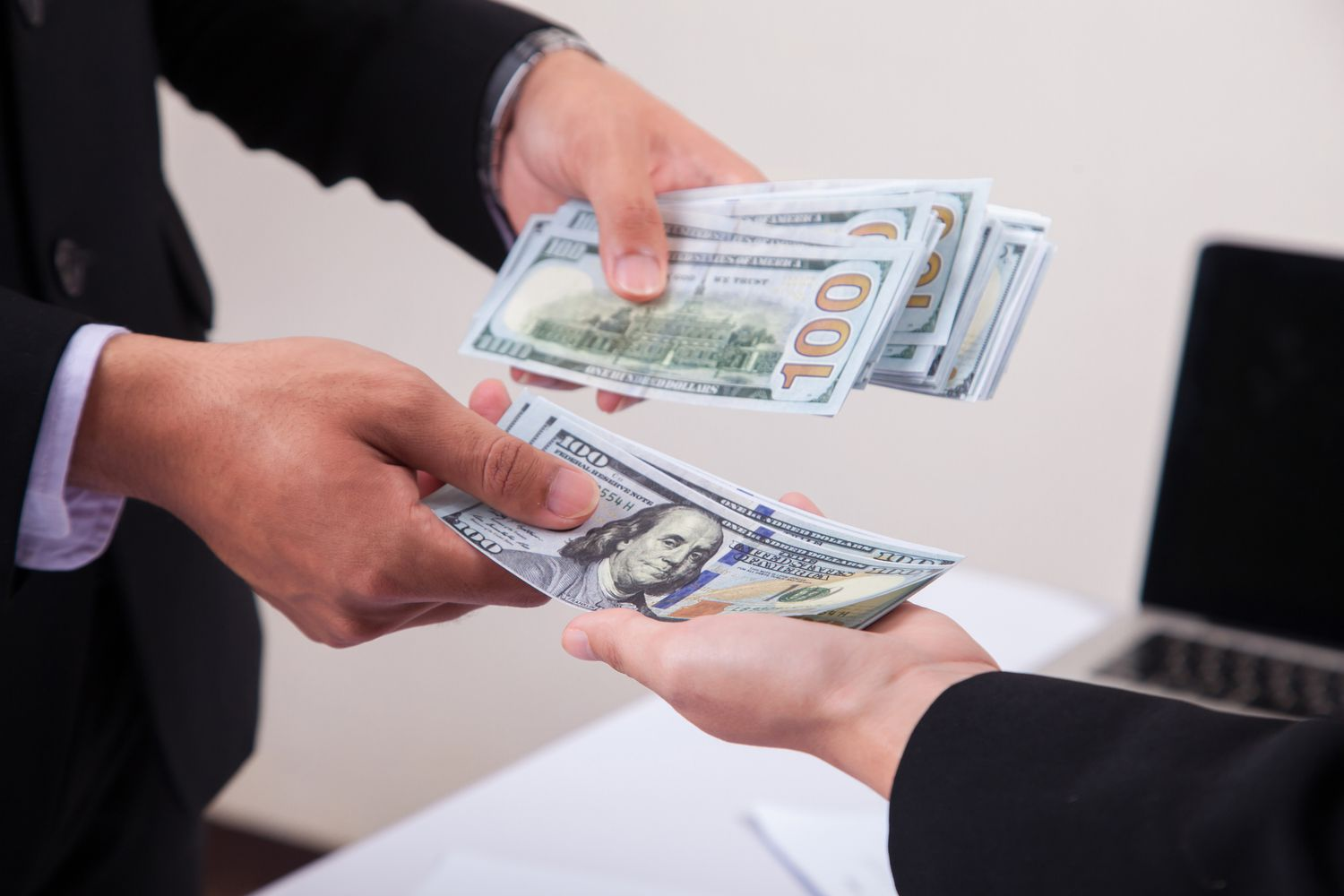 Investing Strategies for Beginners – SIMCEL ONLINE